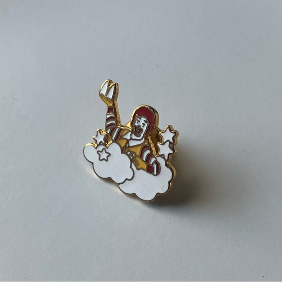 McDonald's | Accessories | Vintage Mcdonalds Pin | Poshmark